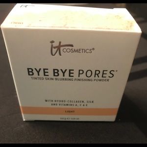 it cosmetics | Makeup | It Cosmetics Finishing Powder | Poshmark